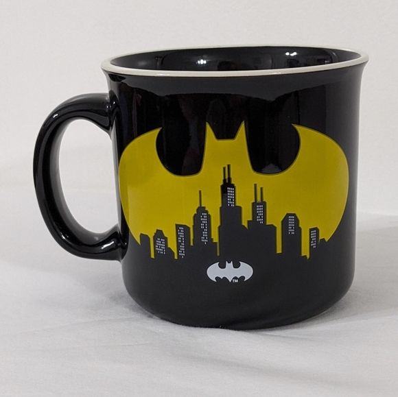 Batman | Dining | Batman Gotham City Dc Comics Ceramic Mug 2 Oz Brand ...